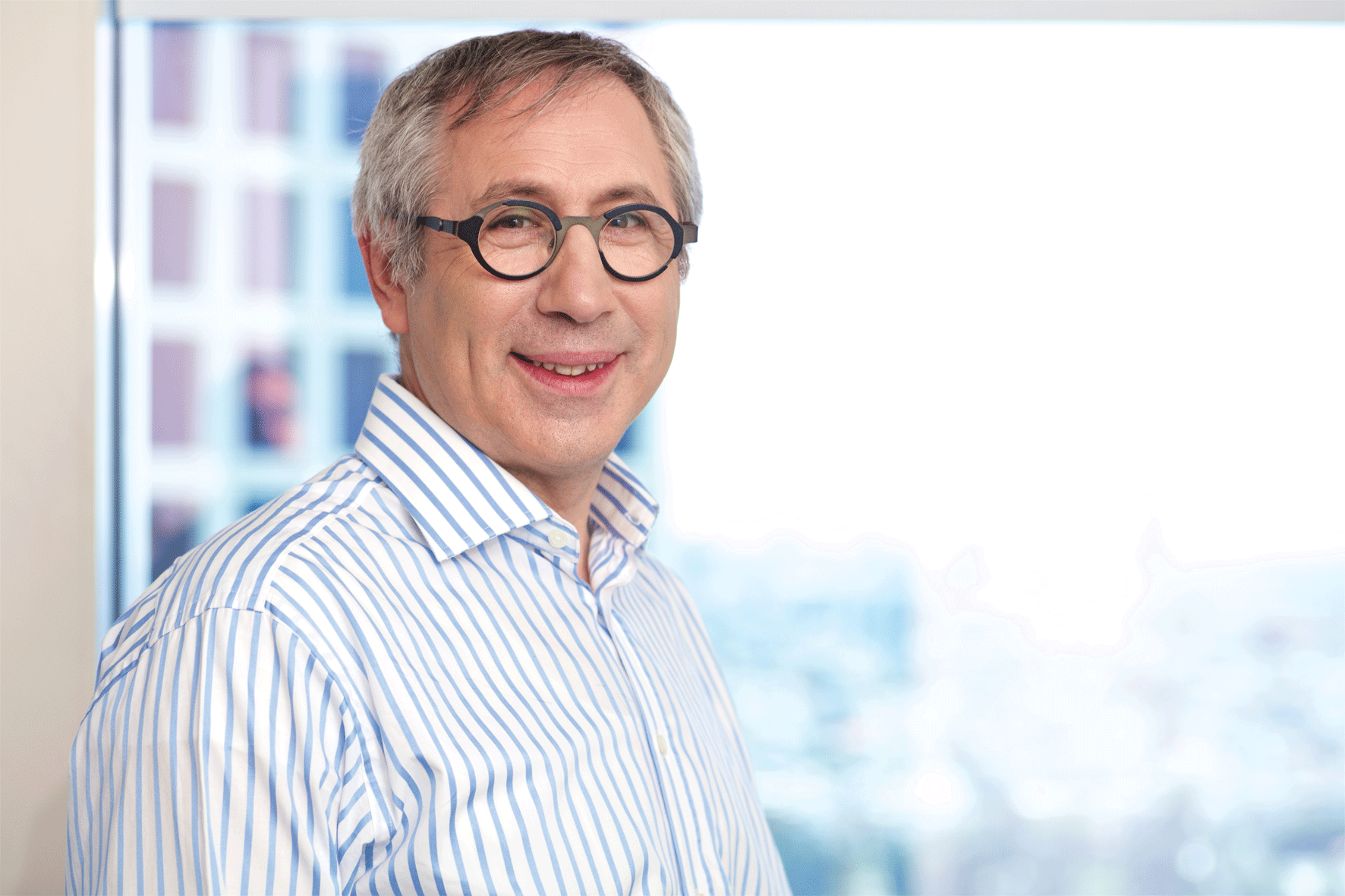 Top QC fined £10,000 over payment in property case | News | Law Society ...